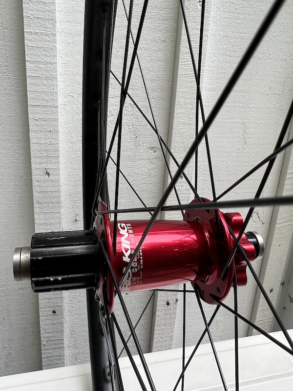 2021 Reserve DH / Chris king wheel set For Sale