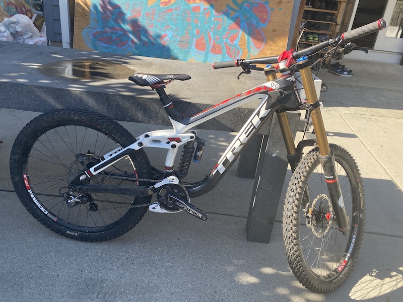 2013 Trek Session 9.9 For Sale