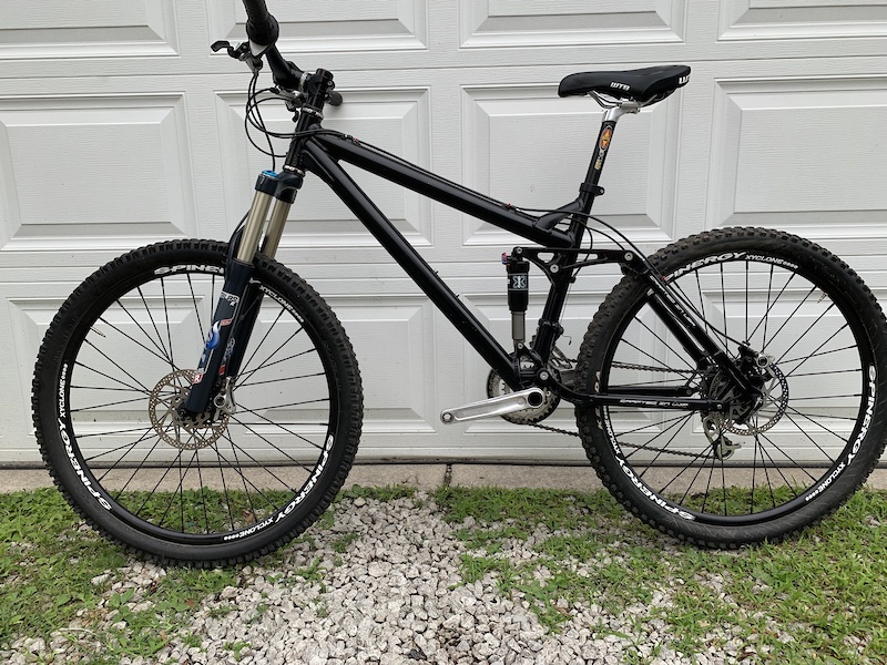 2005 Turner 5 spot For Sale