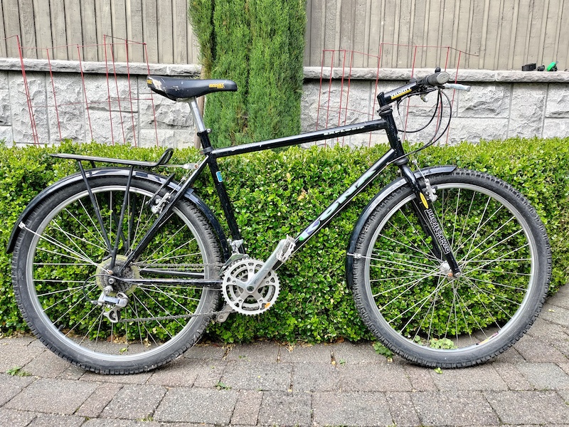 Kona Explosif "by Joe Murray" Size L For Sale