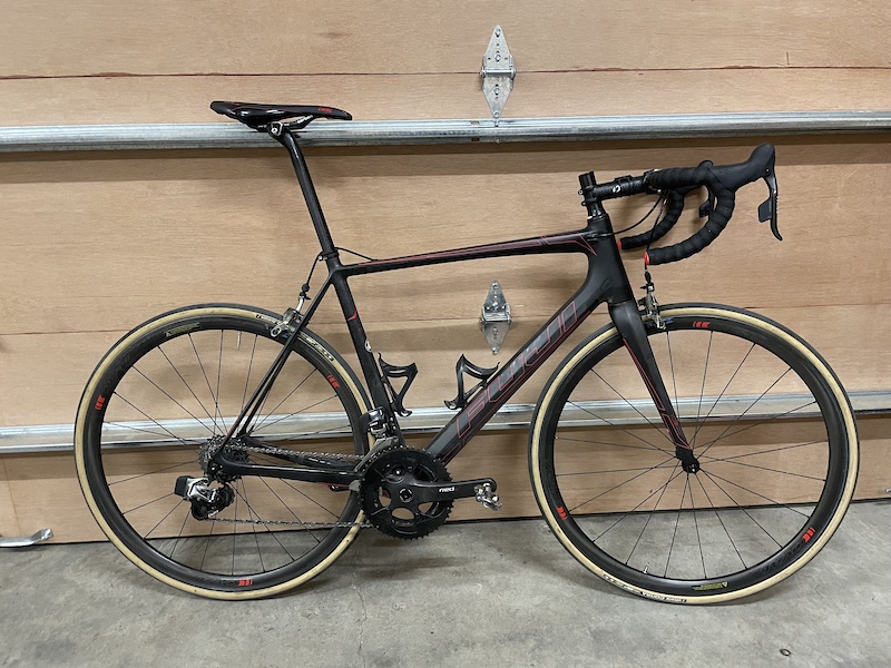 2019 Fuji Super Light one.1 Red Etap 58 cm For Sale