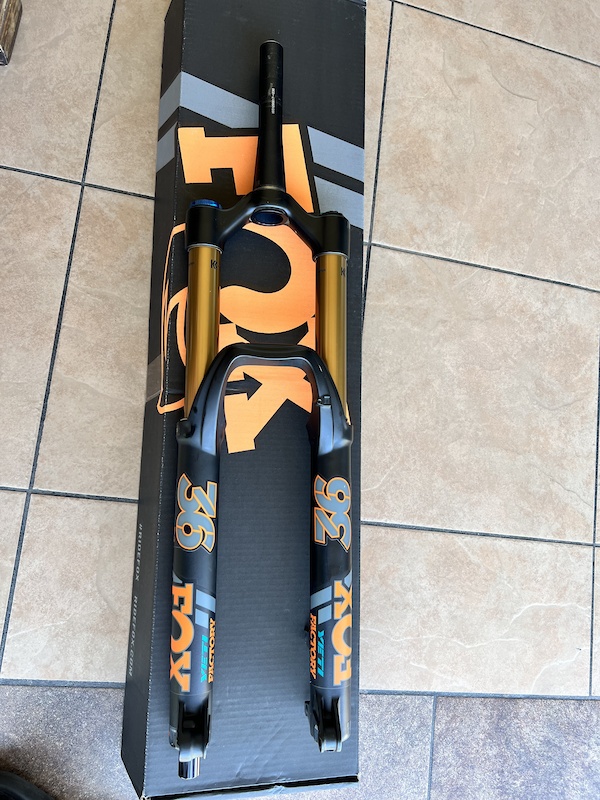 2020 FOX FACTORY SERIES 36 FLOAT 27.5 180MM GRIP2 For Sale