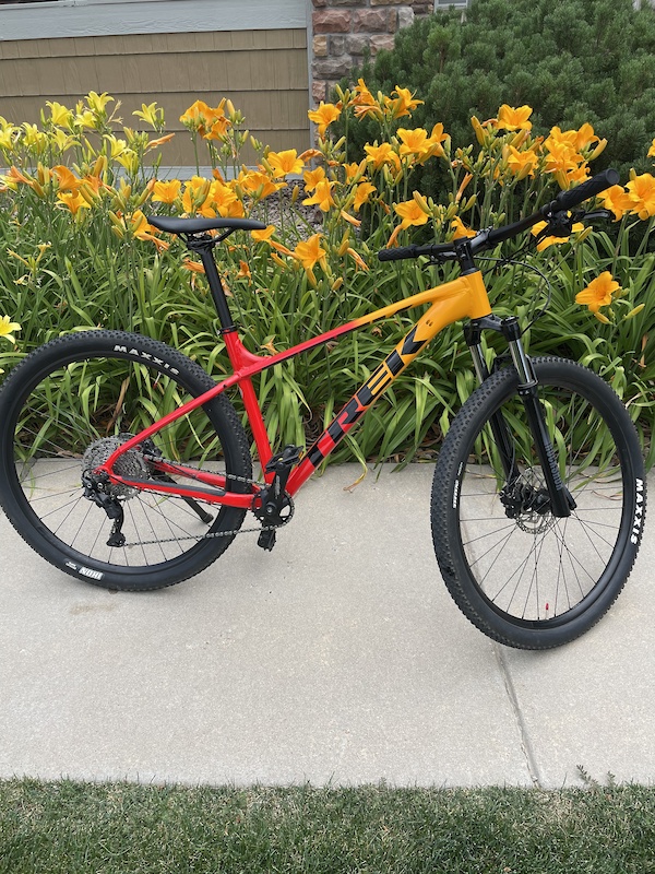 2021 Large Trek Marlin 7 For Sale