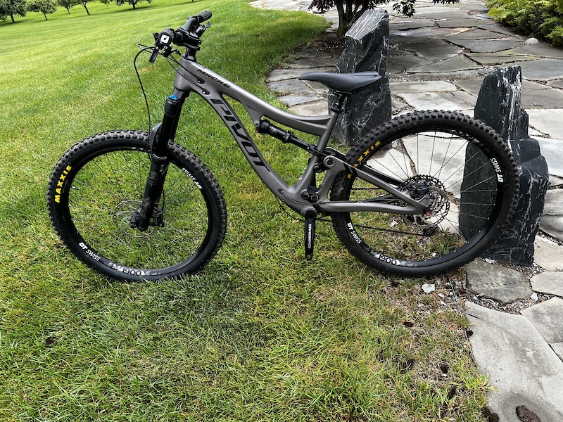 2020 Pivot Mach 6 Carbon Race XT For Sale