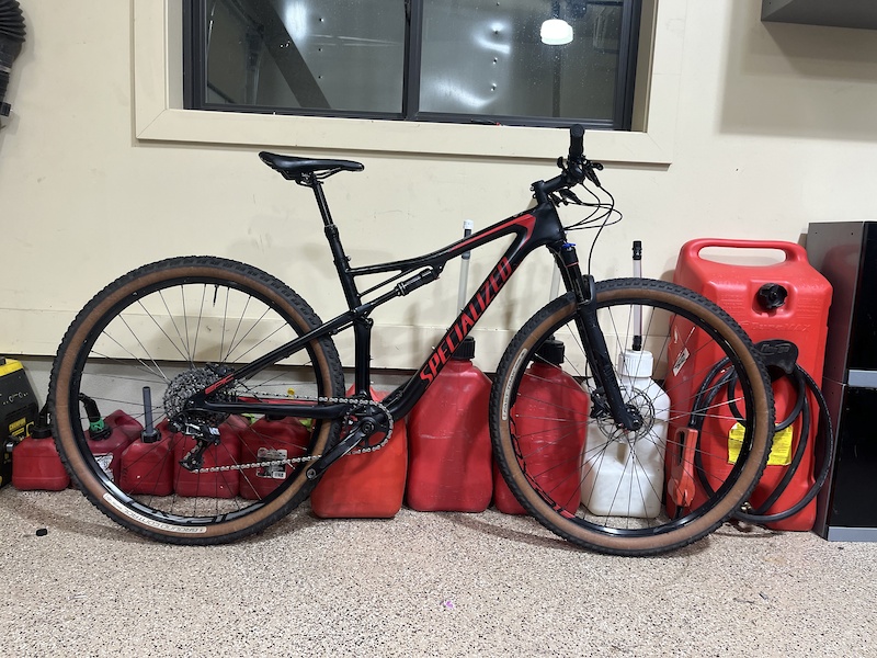 2018 Specialized epic comp carbon For Sale