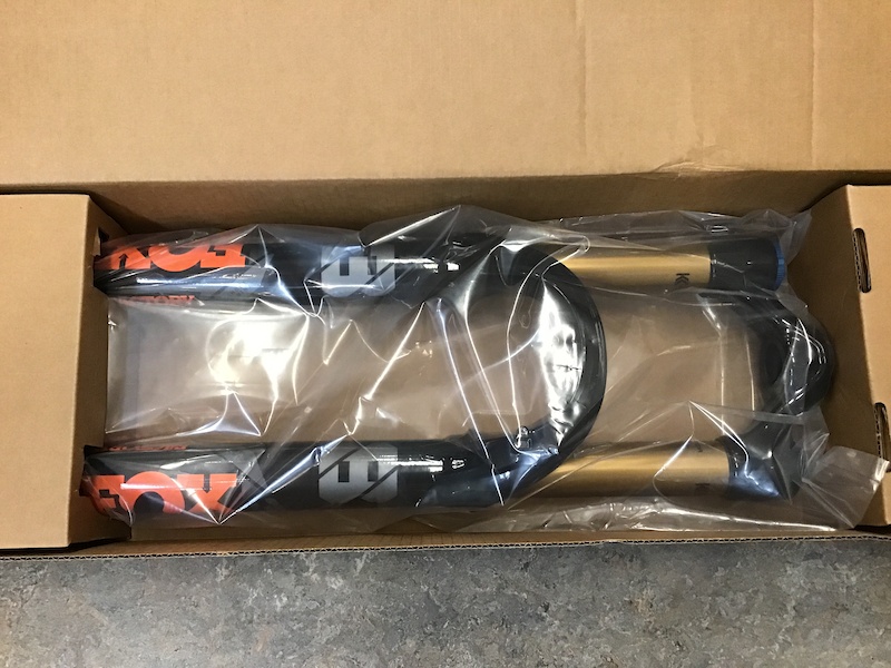 2022 NEW IN BOX FOX 38 Factory 29 160 Grip2 44 Black For Sale