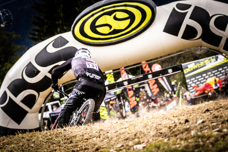 Video: Top Racers Reflect to Celebrate 20 Years of the iXS Downhill Cup ...