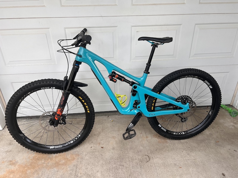 2021 Yeti Sb140 Size Small For Sale