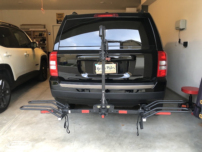 Hollywood Racks - 2-Bike Hitch Mounted Rack For Sale