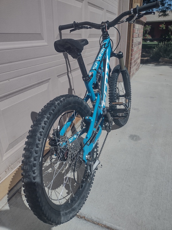 2011 Scott Spark Jr 20 Kid's Mountain Bike For Sale