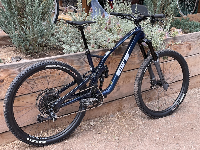 2022 GT Force Carbon Pro LE For Sale