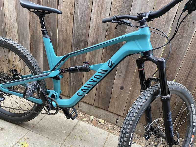 2021 Canyon Spectral 7 large frame 27.5 wheels For Sale
