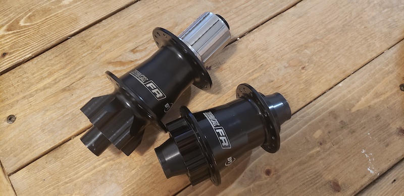 2004 DT SWISS HUGI FR hubset For Sale