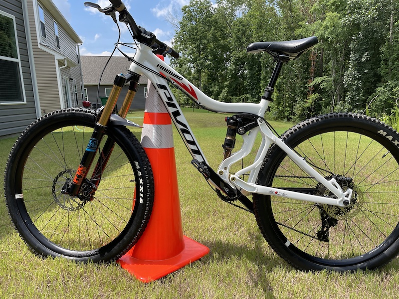 2016 Small Pivot Firebird For Sale