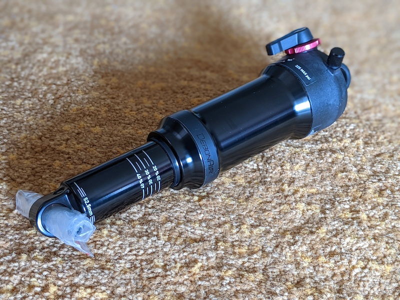 2021 Rockshox Deluxe Select Plus + DebonAir 210 x 52.5mm For Sale