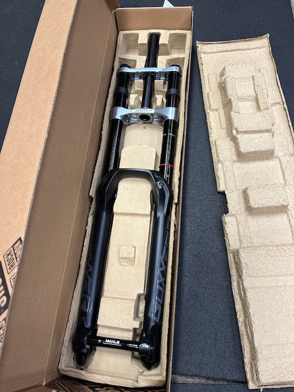 2022 RockShox Boxxer Select 27.5 For Sale