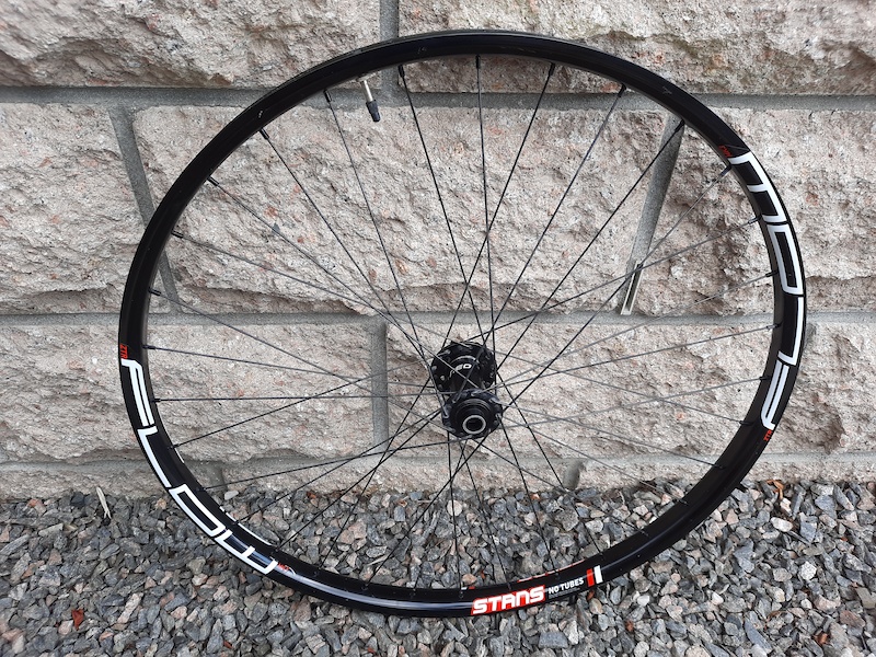 2019 Stans ZTR Flow MK3 650b 27.5 inch front wheel Neo hub For Sale