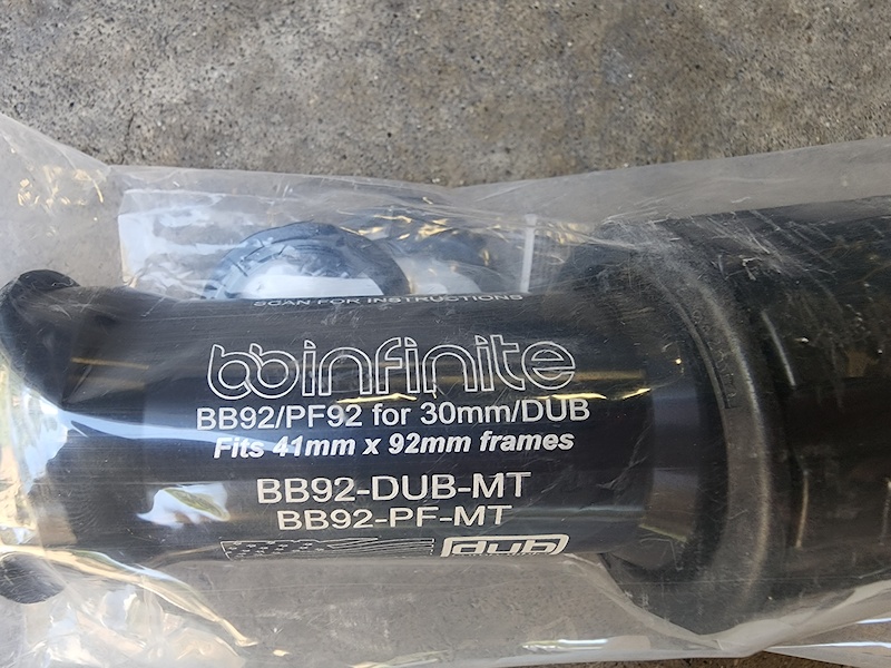 2022 BBinfinite One-piece BB92 / PF92 Sram DUB Press Fit For Sale