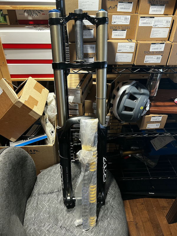 2009 Fox 40 26" w 2 springs For Sale