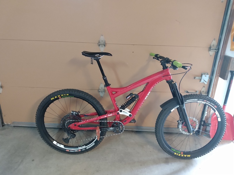 2017 Diamondback mission pro 27.5 medium For Sale