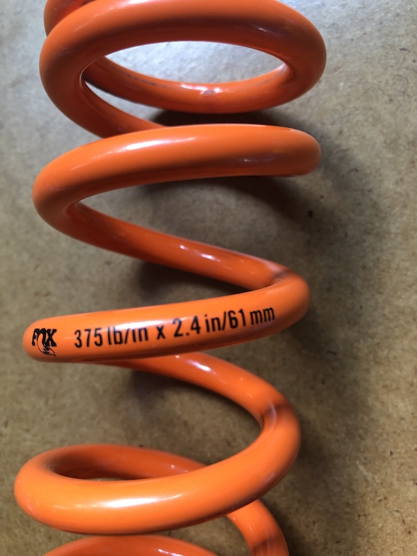 2021 Fox SLS coil 375# x 61mm For Sale