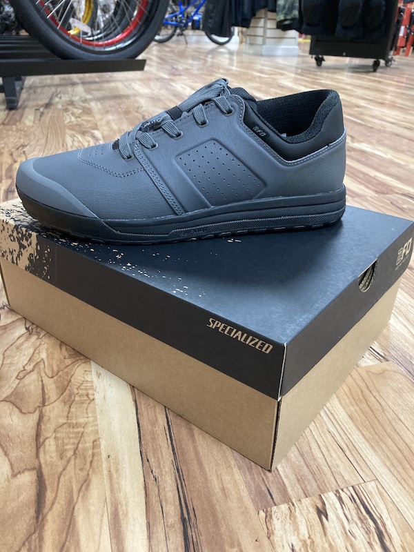 2022 Specialized 2FO DH Flat Slate 46 (12.25 US) For Sale