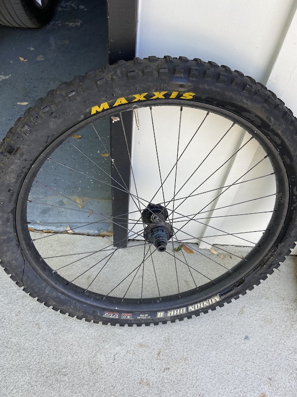 2017 650B Plus rims and i9 hubs with Maxxis tires For Sale
