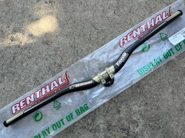 Renthal FATBAR Carbon 31.8 and APEX 40mm stem For Sale