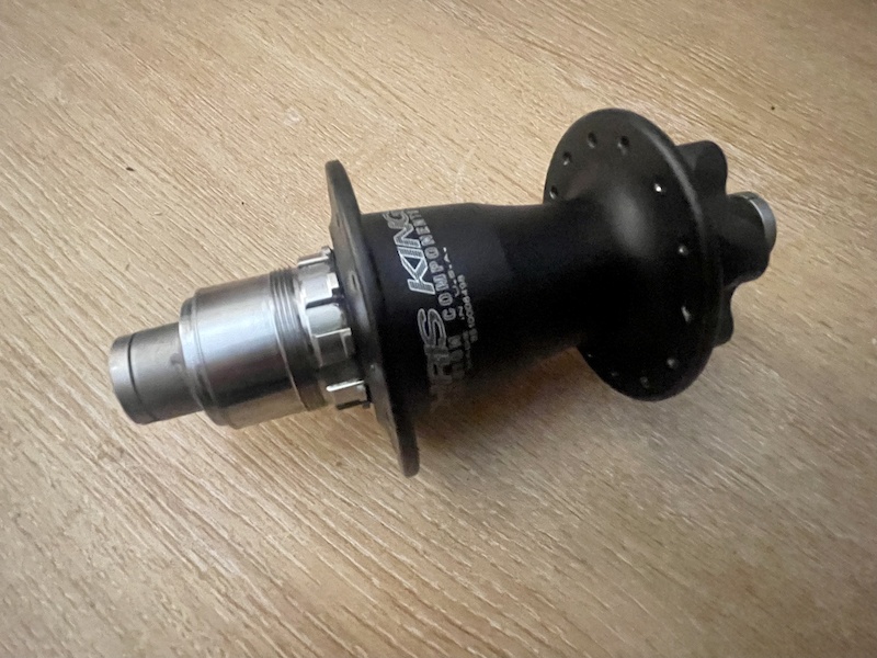 Chris King ISO rear boost 28 hole For Sale
