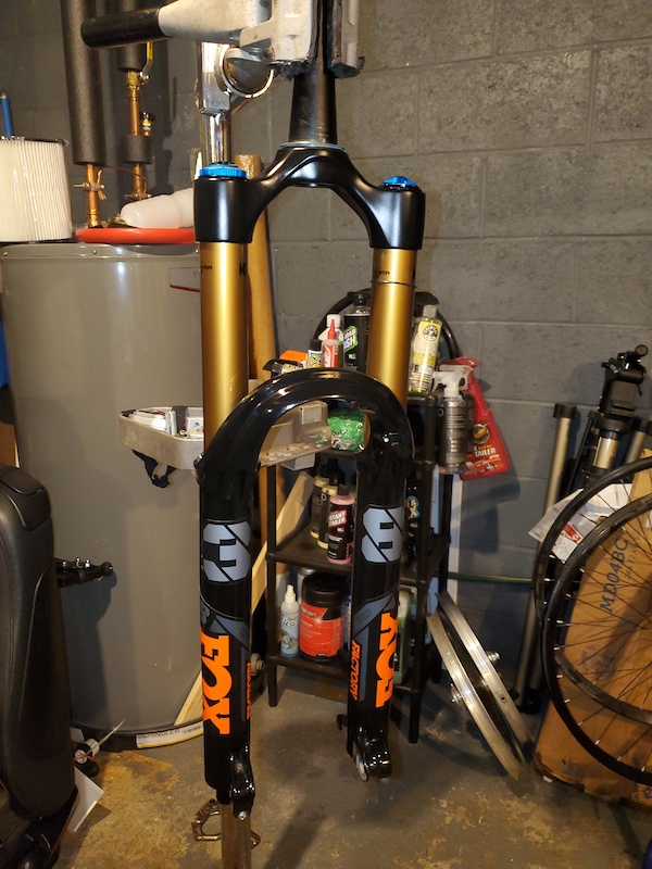 2021 Fox 38 low hours fresh service For Sale