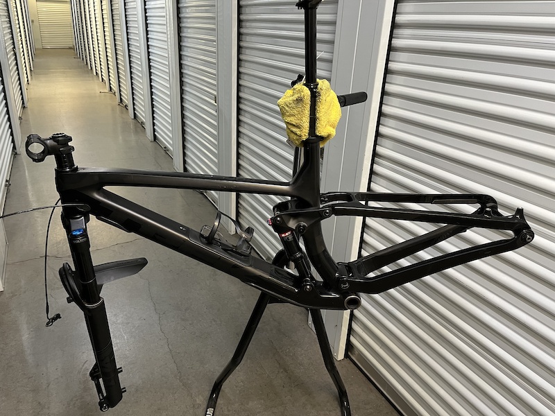2020 Trek Fuel EX 29 Carbon Large Fox Fork KS Ci Seatpost For Sale