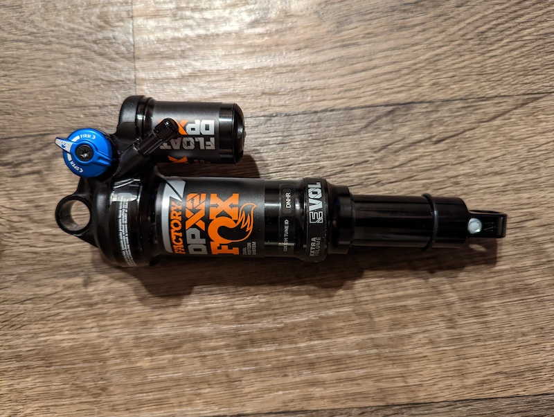 2020 Fox DPX2 210x55 For Sale