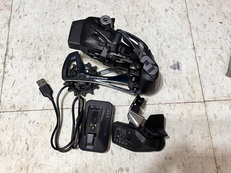 2019 SRAM XO1 AXS shifter and derailleur For Sale