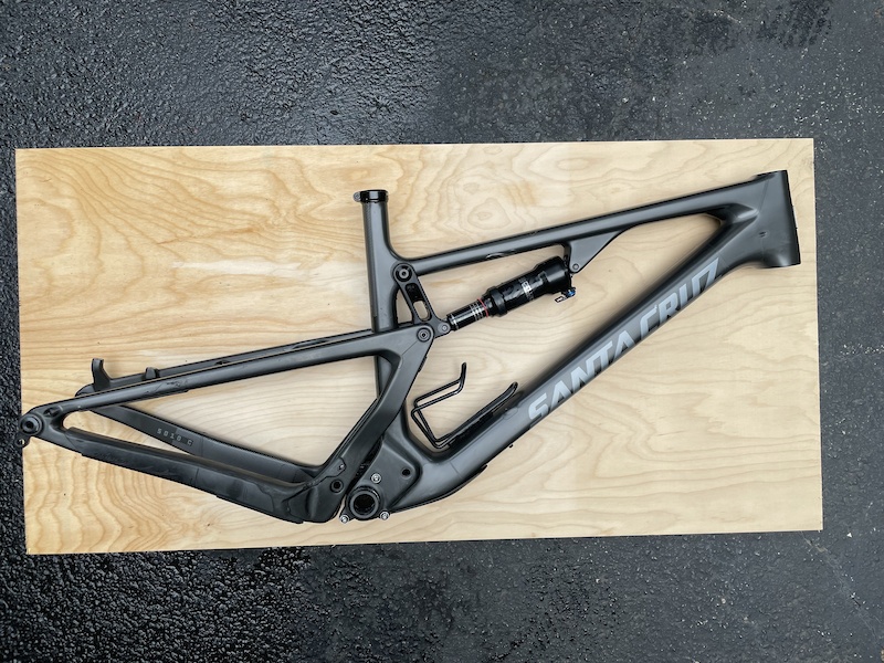 2019 Santa Cruz 5010 C Carbon Frame w/ Deluxe Ultimate For Sale
