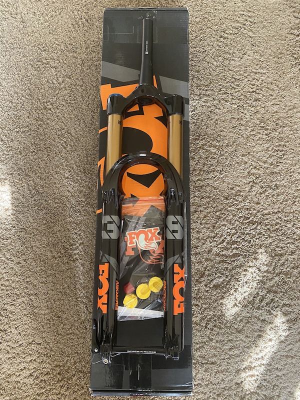 2022 Fox Float 38, Factory, 29,180mm, Grip 2, 44 Rake For Sale