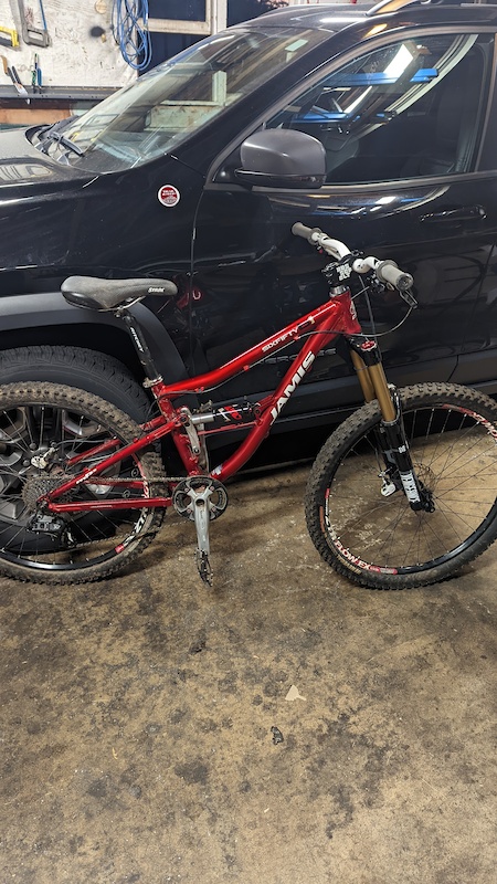 2010 Jamis 650b-1 15" For Sale