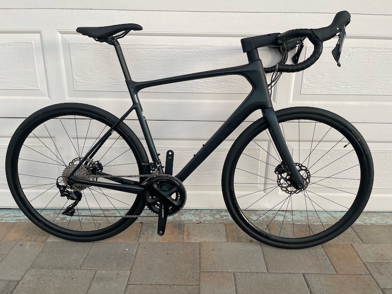 2022 Giant Defy Advanced Pro - Road/Gravel Bike For Sale