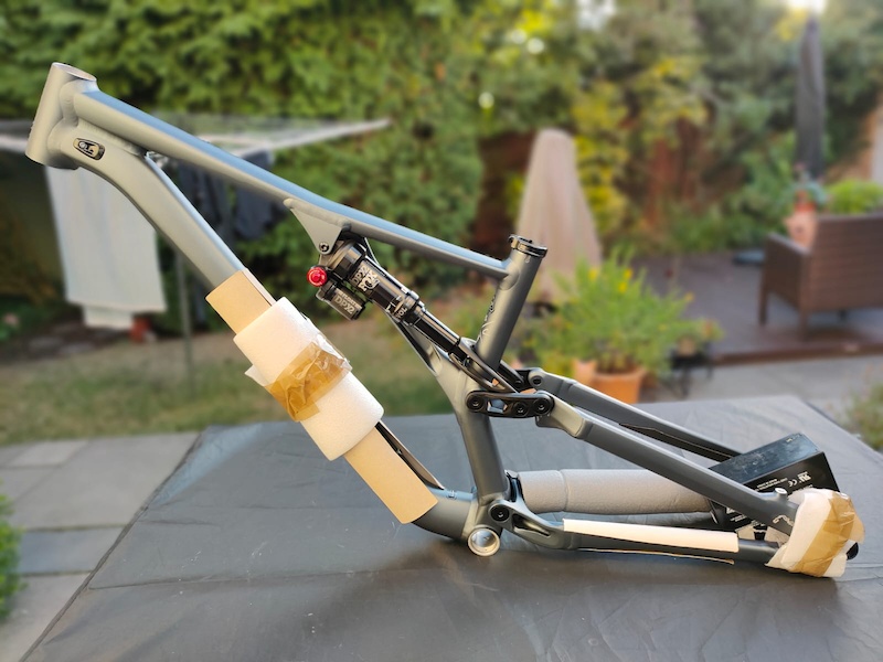 2020 Specialized Stumpjumper Evo Frame (Brand new/unridden) For Sale