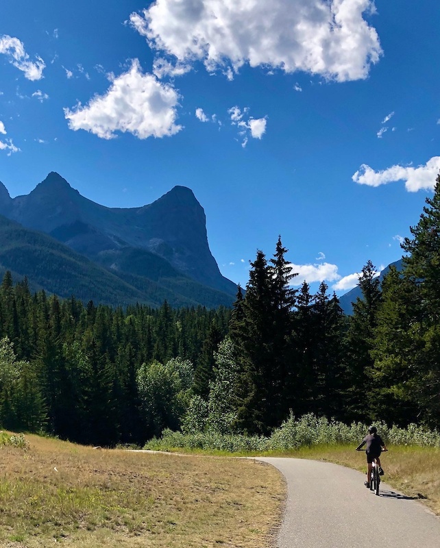 Three Sisters Pathway Multi Trail - Canmore, Alberta