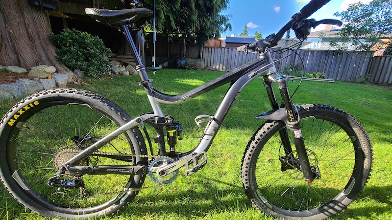 2016 Medium Giant Reign 1 For Sale