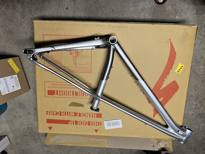 2021 Specialized Fuse Frame For Sale