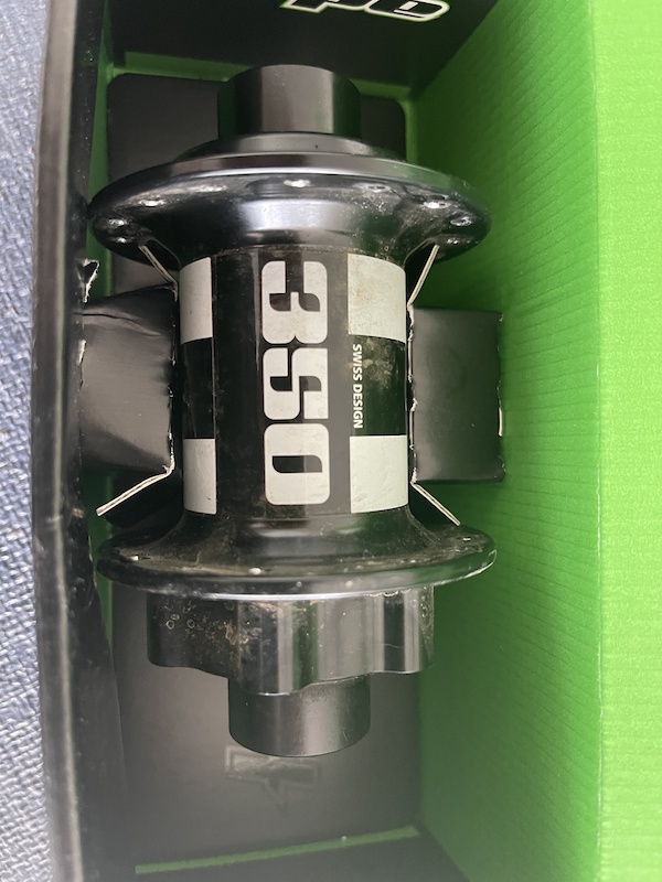 2018 DT Swiss 20mm non-boost front hub For Sale
