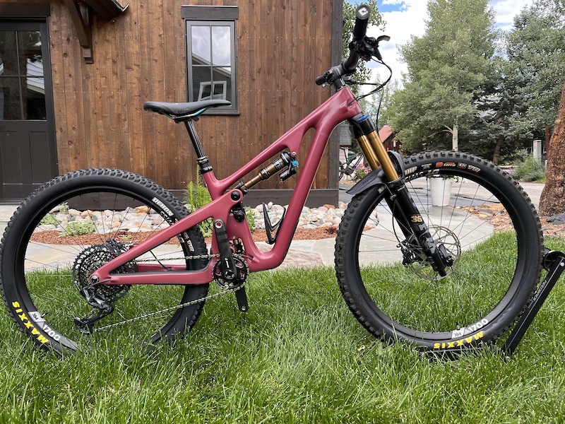 2021 Yeti SB140 T2 Small For Sale
