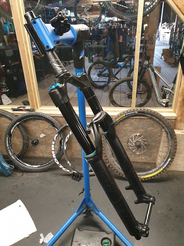 Fox 36 Elite Float Fit4 damper 29er 150mm For Sale