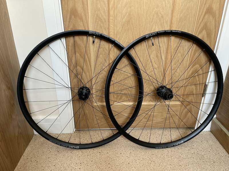 Hunt XC Wide 29 tubless boost wheels For Sale
