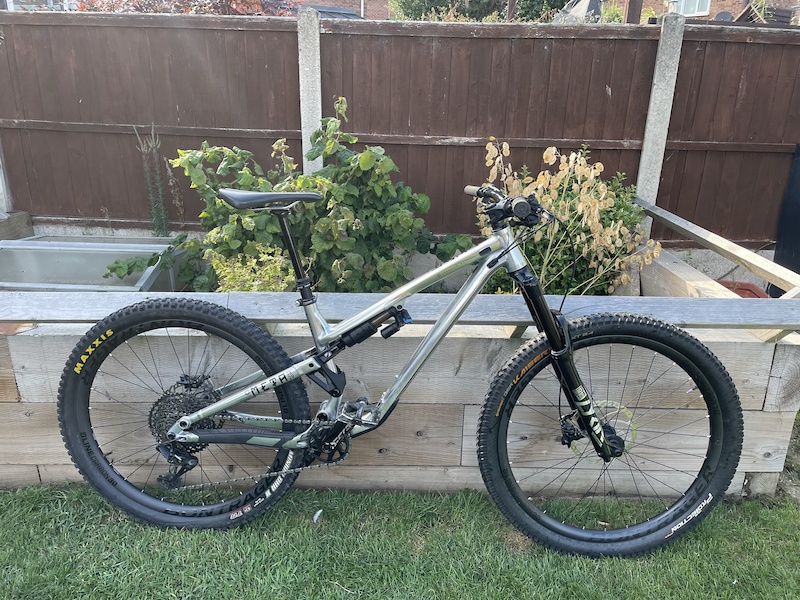 2021 Commencal meta tr medium For Sale