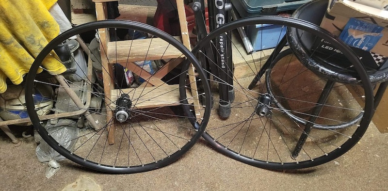 2020 27.5" wheelset center lock non boost For Sale