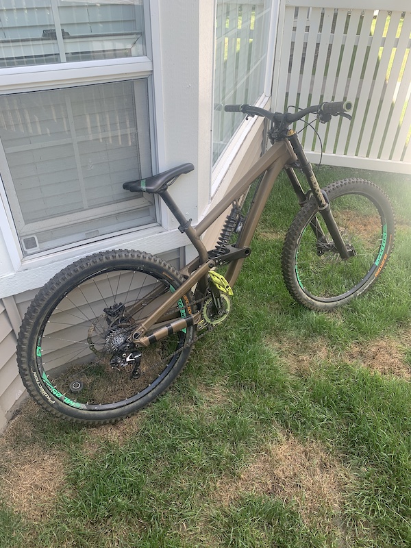 2017 Large Scott Voltage FR 720 For Sale