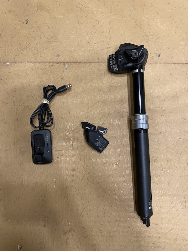 2021 Reverb AXS with remote, battery, and charger For Sale