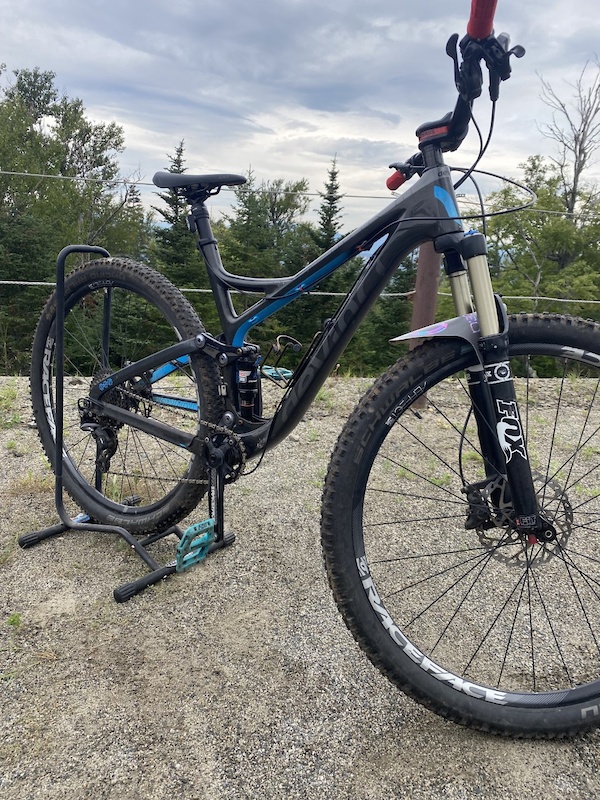 2015 Devinci Atlas Carbon RC For Sale